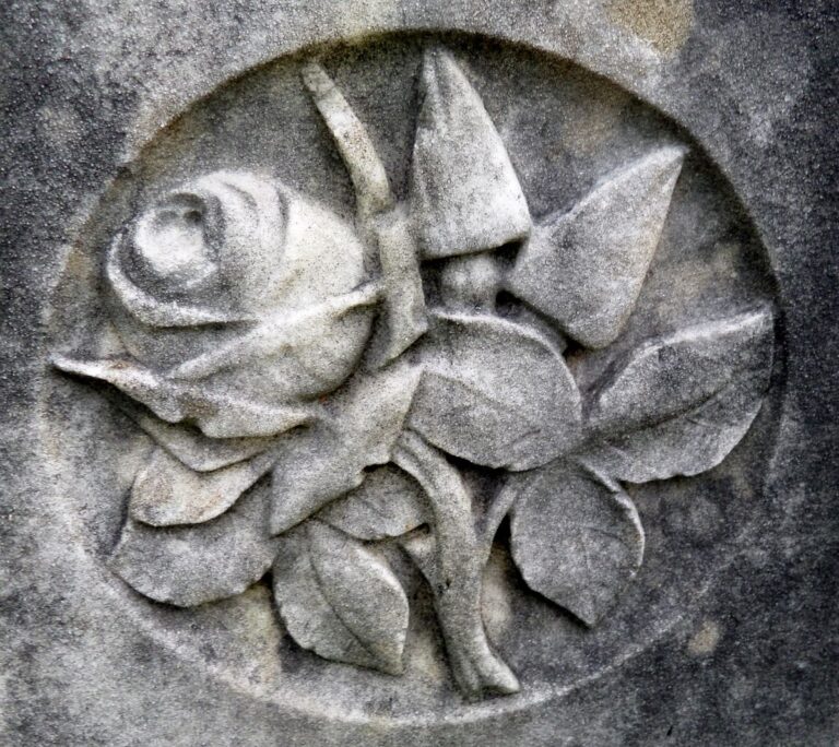 How to Interpret Headstone Symbols and Their Hidden Meanings ...